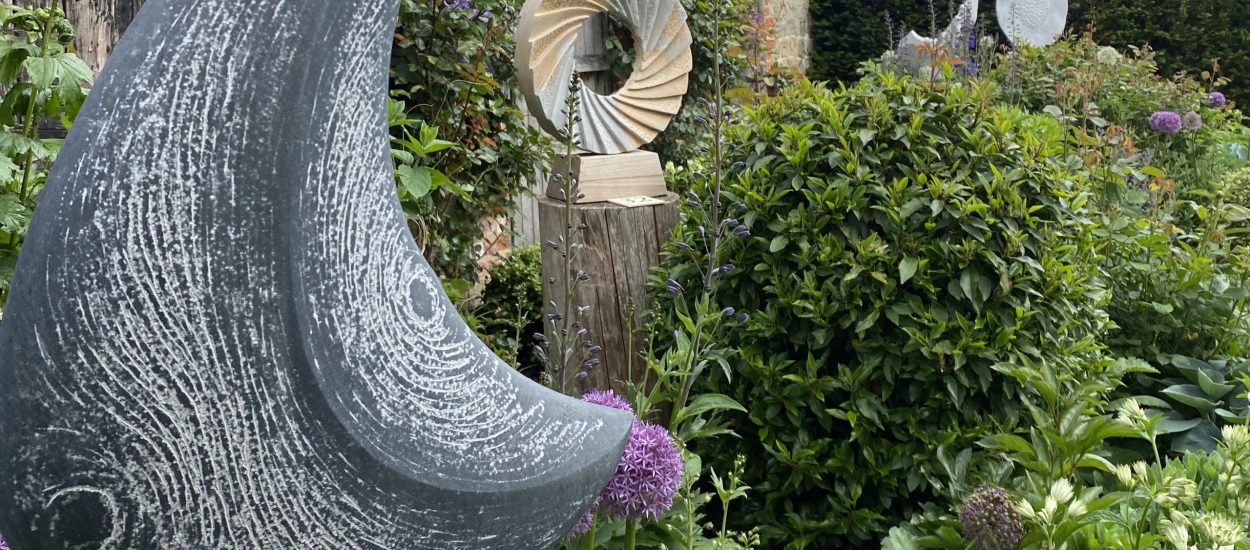 Moncrieff-Bray Gallery | Contemporary Art and Sculpture Gallery